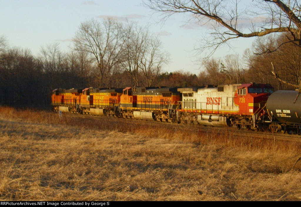CSX Q393 with BNSF power